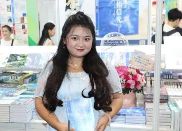 68岁胡慧中近况 一家三口罕见合体，女儿超180斤 -6parkbbs.com